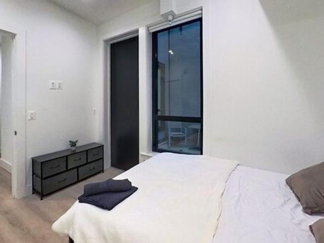 Queen bedroom in 4 bed/2 bath home in Dupont Circle #1905 D