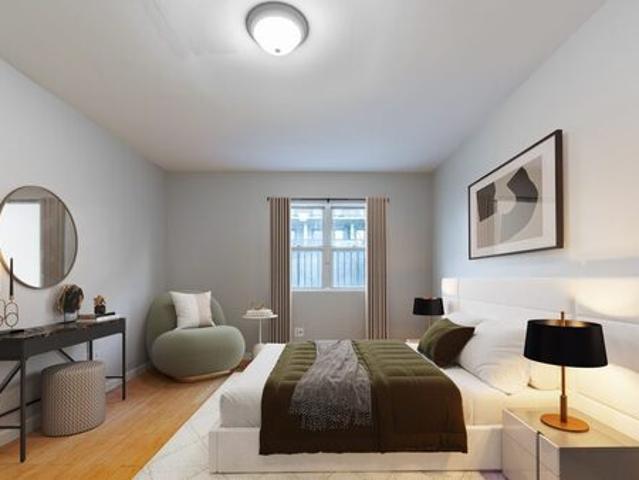 Queen bedroom in 4 bed/2 bath home in Flatbush #1646 D