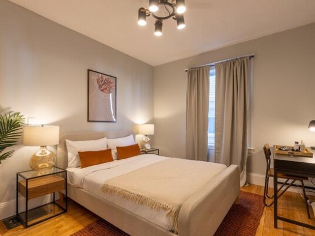 Queen bedroom in 4 bed/2 bath home in Savin Hill #329 B