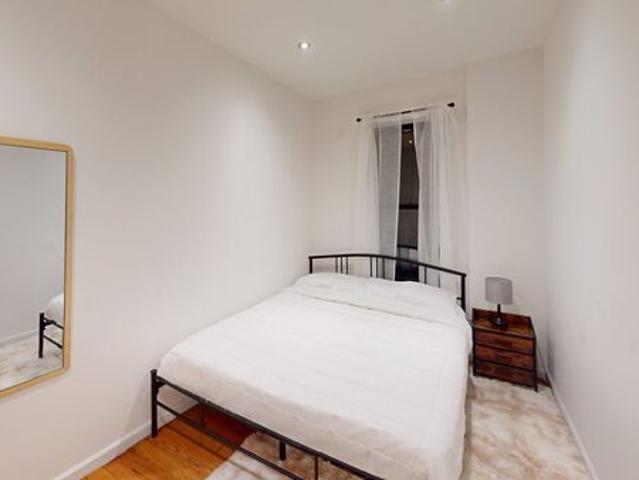 Queen bedroom in 6 bed/3 bath home in Upper West Side #1791 A