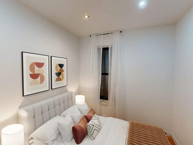 Queen bedroom in 6 bed/3 bath home in Upper West Side #1791 D
