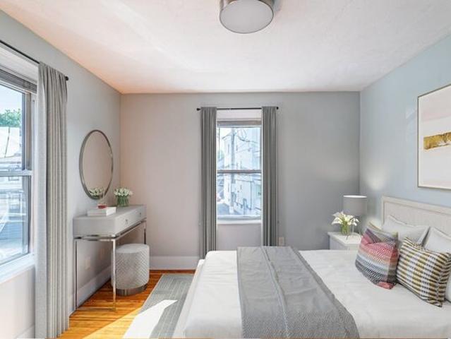 Queen bedroom in 6 bed/2 bath home in Allston #1284 B