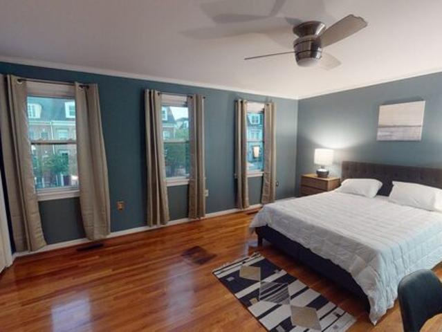 Queen bedroom in 7 bed/4 bath home in Southwest Waterfront #526 G