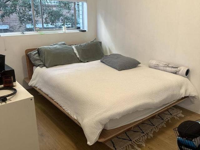 Queen bedroom