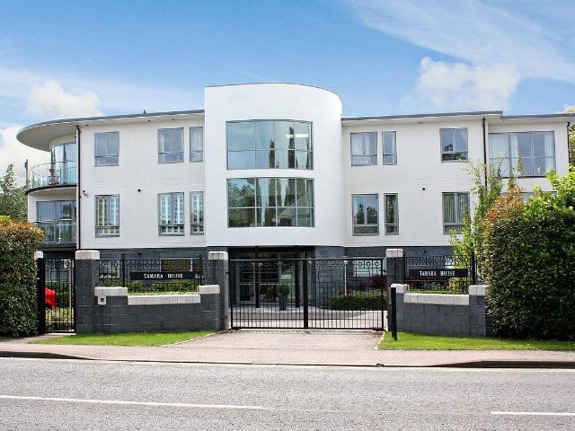Queen Ediths Way, Cambridge, Cambridgeshire CB1, 3 bed flat to rent, £2,250 pcm | PrimeLocation