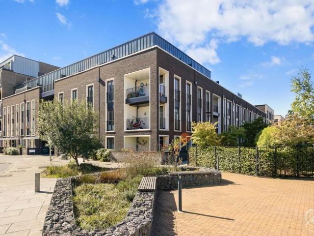 Queen Elizabeth Park, Stratford E20, 2 bed flat to rent, £3,100 pcm | PrimeLocation