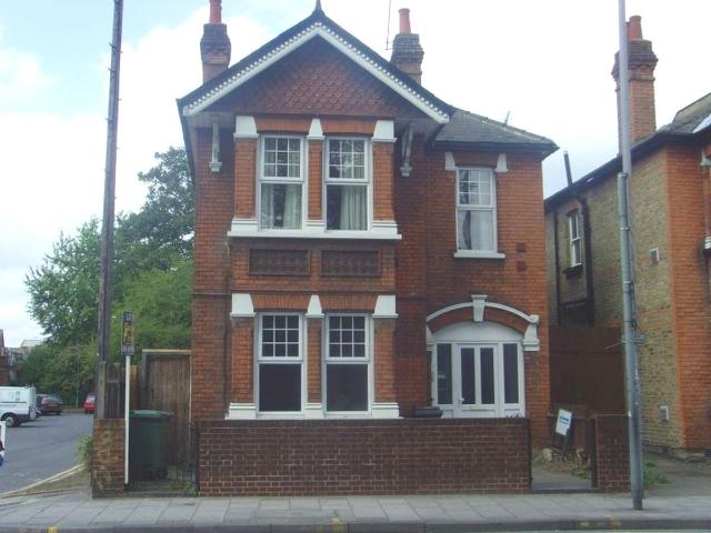 Queen Elizabeth Road, Kingston Upon Thames KT2, 3 bed flat to rent, £2,325 pcm | PrimeLocation