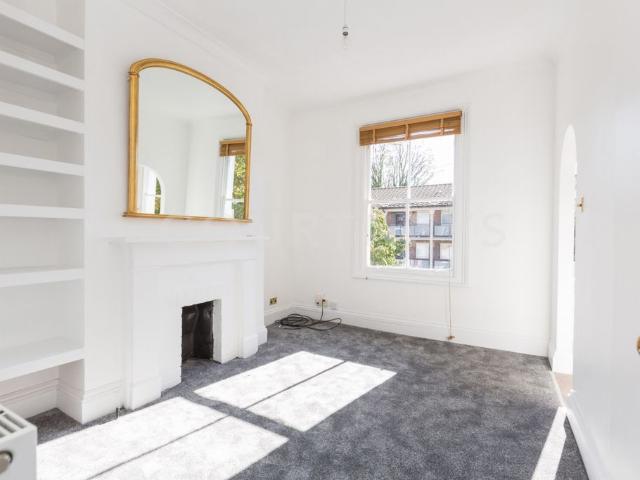 Queen Margaret Grove, London N1, 1 bed flat to rent, £2,000 pcm | PrimeLocation