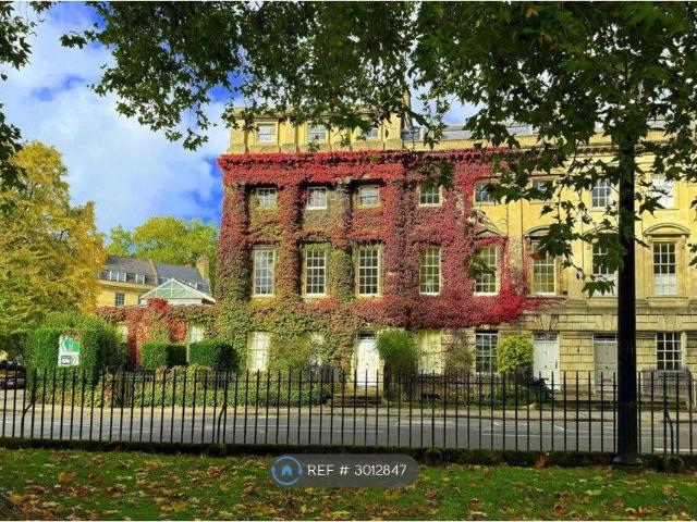 Queen Square, Bath BA1, 3 bed maisonette to rent, £3,250 pcm | PrimeLocation