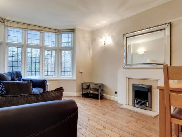 Queen Square, Bloomsbury, WC1N