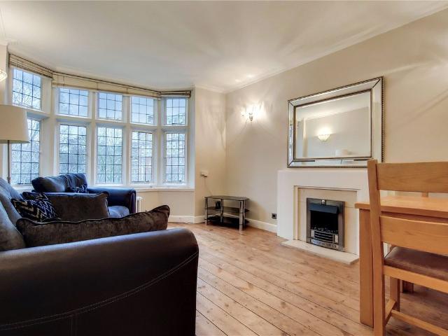 Queen Square, Bloomsbury, London WC1N, 1 bed flat to rent, £2,687 pcm | PrimeLocation