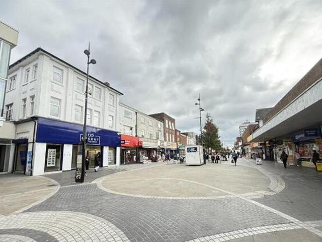 Queen Square Shopping Centre Unit, High Street, Commercial Property For