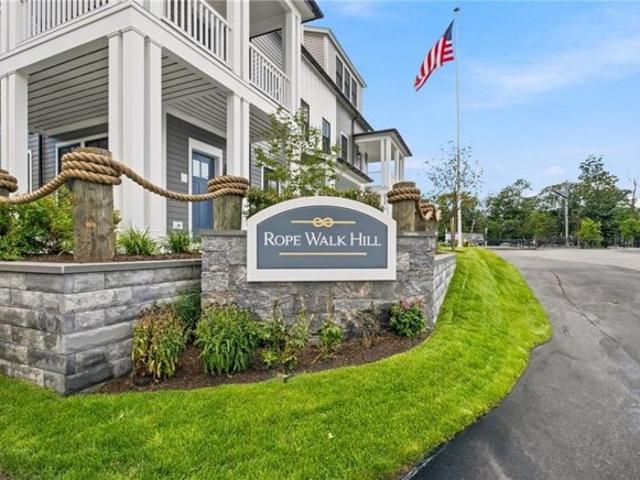 Queen St Unit B, East Greenwich, Condo For Sale