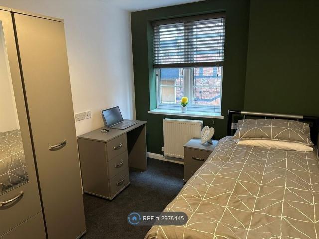 Queen St, Stourbridge DY8, Room to rent, £580 pcm | PrimeLocation