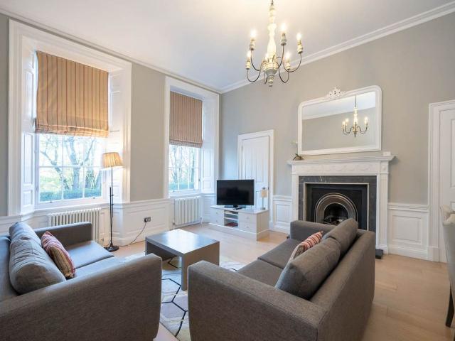 Queen Street, City Centre, Edinburgh EH2, 1 bed flat to rent, £1,650 pcm | PrimeLocation