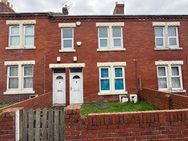 Queen Street, Ashington NE63, 3 bed flat to rent, £575 pcm | PrimeLocation