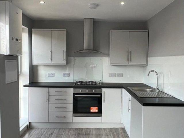 Queen Street, Kettering NN16, 1 bed flat to rent, £850 pcm | PrimeLocation