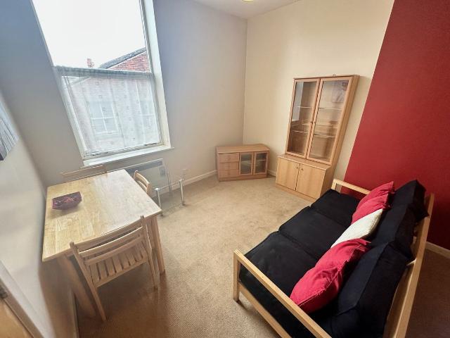 Queen Street, Leeds LS27, 1 bed property to rent, £750 pcm | PrimeLocation