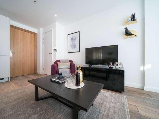 Queen Street, Maidenhead, Berkshire, SL6