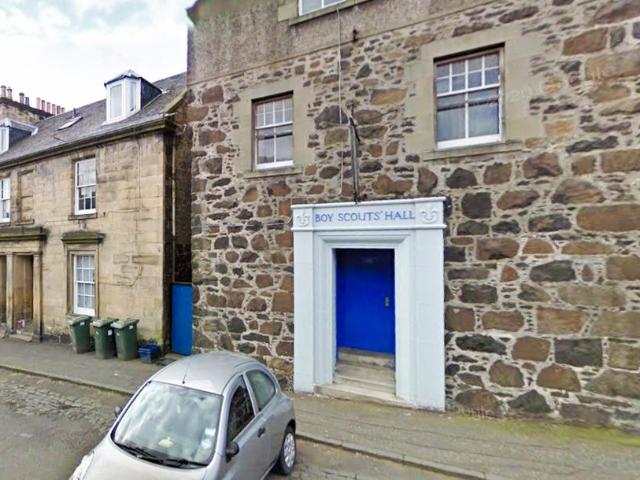 Queen Street, Stirling, FK8 3 bed flat to rent £1,850 pcm £427 pw