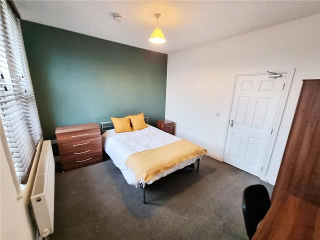 Queen Street, Wellington, Telford, Shropshire TF1, Room to rent, £500 pcm | PrimeLocation