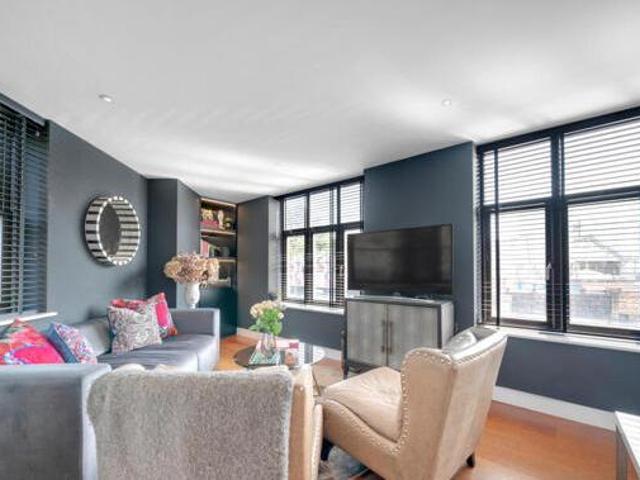 Queenstown Road, Battersea, 2 Bedroom Apartment