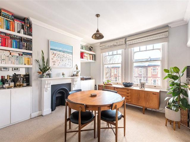 Queenstown Road, London SW8, 2 bed flat to rent, £2,500 pcm | PrimeLocation