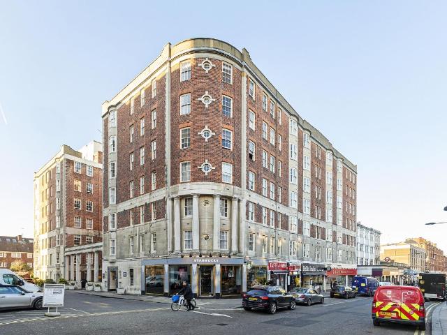 Queensway, Bayswater, London W2, Studio to rent, £1,900 pcm | PrimeLocation
