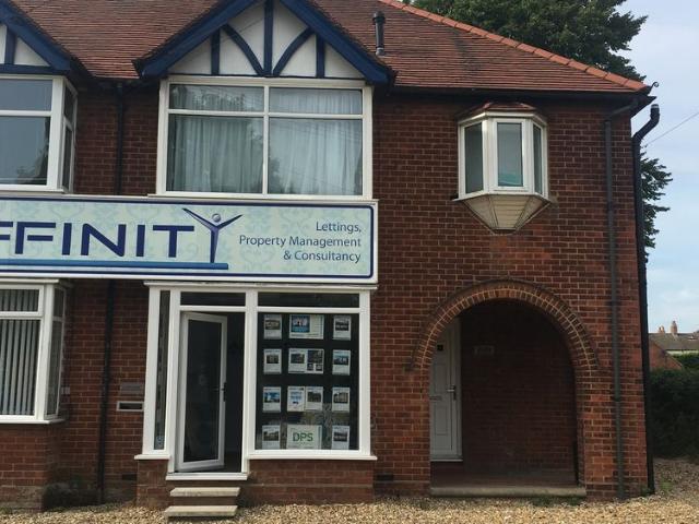 QUEENSWAY, BLETCHLEY 2 BEDROOMS
