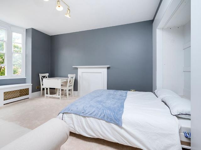 Queensway, London W2, Studio to rent, £1,993 pcm | PrimeLocation