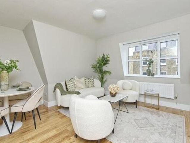 Queensway, London, 3 Bedroom Apartment