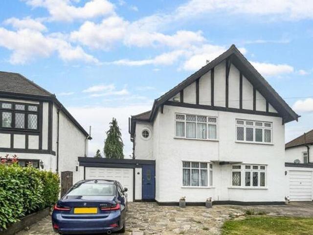 Queensway, Petts Wood, 3 Bedroom Semi detached
