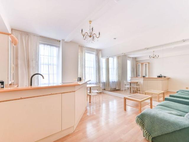 Queensway, London W2, 1 bed flat to rent, £2,500 pcm | PrimeLocation