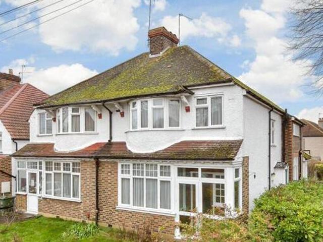 Queenswood Avenue, Wallington, 4 Bedroom Semi detached