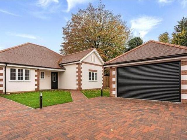 Queens Court, Amersham Road, 4 Bedroom Bungalow