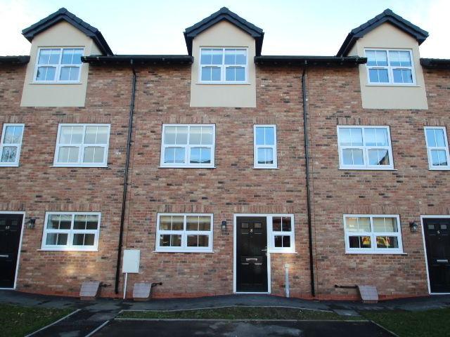 Queens Court Road, Basford ST4, 4 bed town house to rent, £1,750 pcm | PrimeLocation