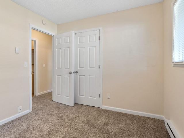 Queens Commons 3 Bedroom Apartment for Rent at 16520 Ne Glisan St, Gresham, OR 97230 Rockwood