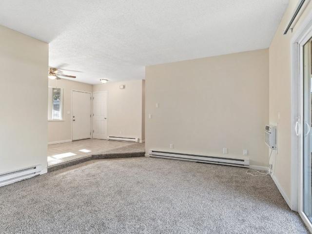 Queens Commons 3 Bedroom Apartment for Rent at 16520 Ne Glisan St, Gresham, OR 97230 Rockwood