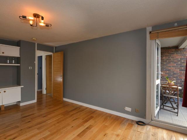 Queens Crescent, London NW5, 1 bed flat to rent, £1,800 pcm | PrimeLocation