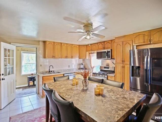 Queens Ct, Ridgewood, Home For Sale