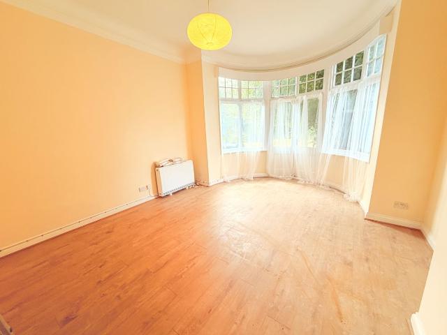 Queens Avenue, London N10, 1 bed flat to rent, £1,733 pcm | PrimeLocation