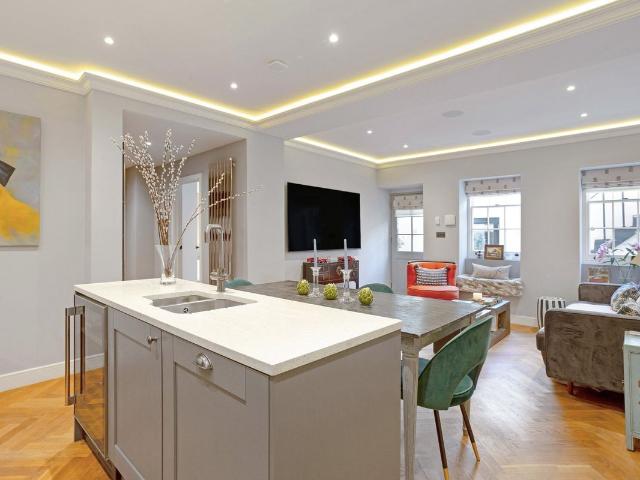Queens Gate Terrace, South Kensington SW7, 4 bed flat to rent, £8,000 pcm | PrimeLocation