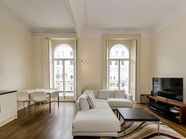 Queens Gate Terrace, South. 2 bed flat to rent £5,800 pcm £1,338 pw
