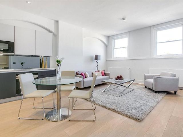 Queens Gate Terrace, South. 3 bed flat to rent £8,000 pcm £1,846 pw
