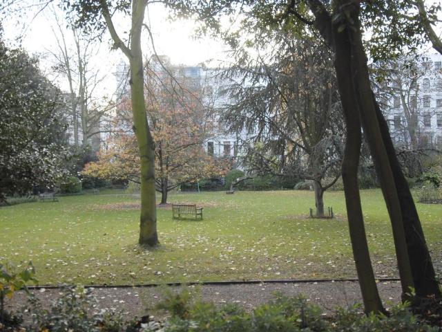 Queen's Gate Gardens, London, UK, SW7 3 bed flat to rent £8,450 pcm £1,950 pw