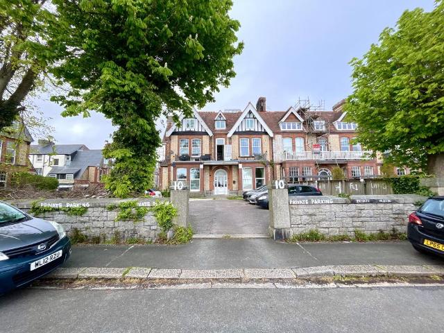 Queens Gate, Plymouth, PL4 2 bed apartment to rent £1,150 pcm £265 pw