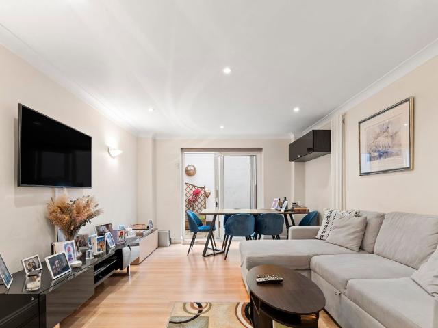 Queen's Gate, Queens Gate SW7, 1 bed flat to rent, £3,000 pcm | PrimeLocation