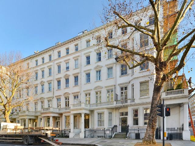 Queen's Gate, South Kensington, London SW7, 1 bed flat to rent, £3,300 pcm | PrimeLocation