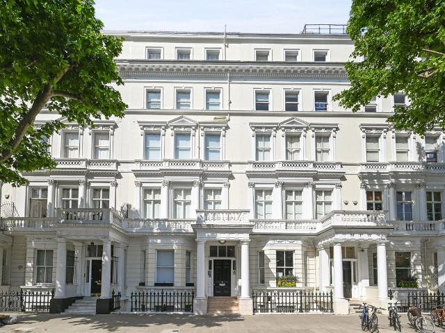 Queen's Gate, South Kensington, London SW7, Studio to rent, £1,775 pcm | PrimeLocation