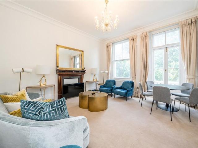 Queen's Gate, South Kensington SW7, 2 bed flat to rent, £3,900 pcm | PrimeLocation